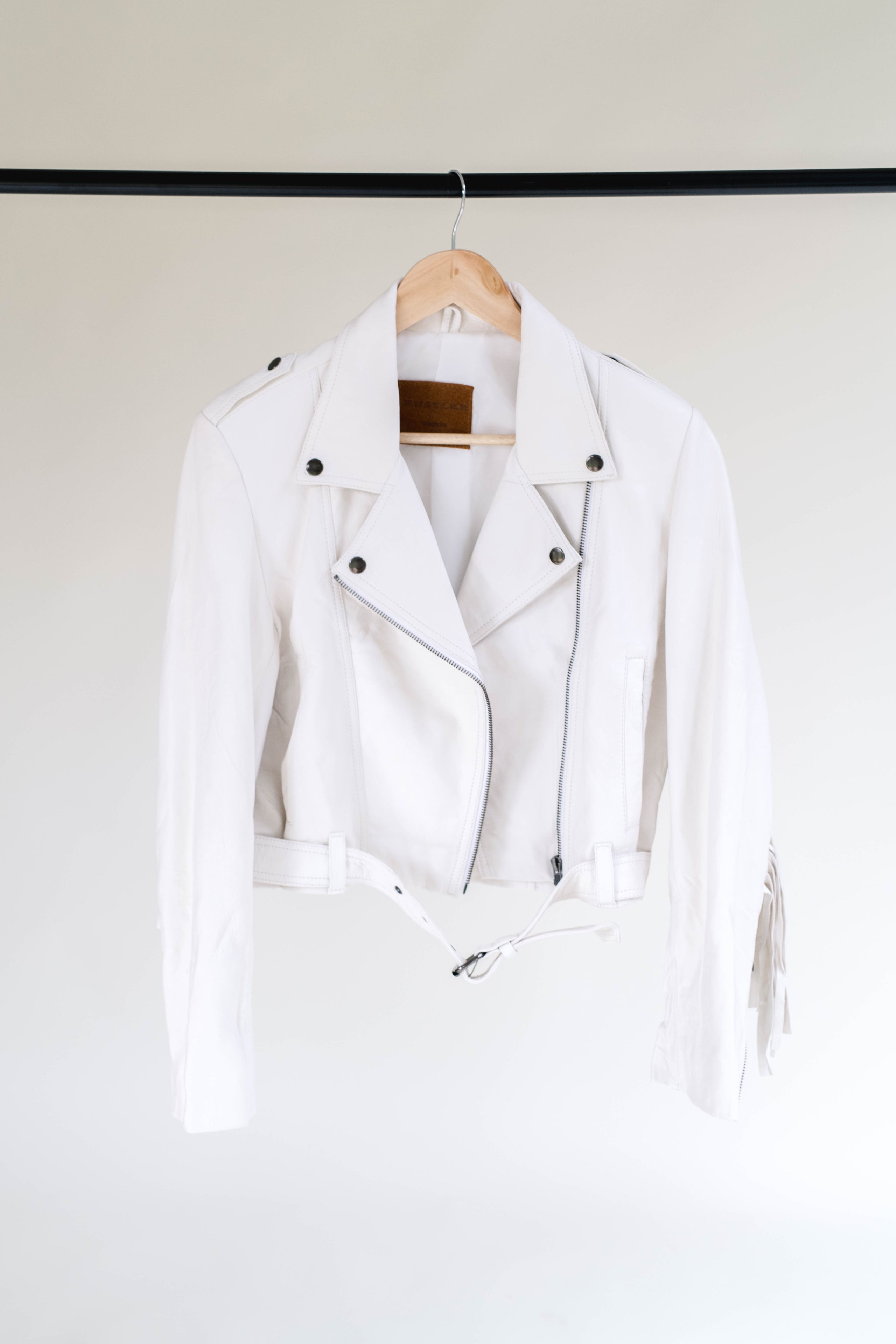 White Crop Fringe Leather | Rustler Hat Co. White Crop Fringe Leather | Rustler Hat Co.